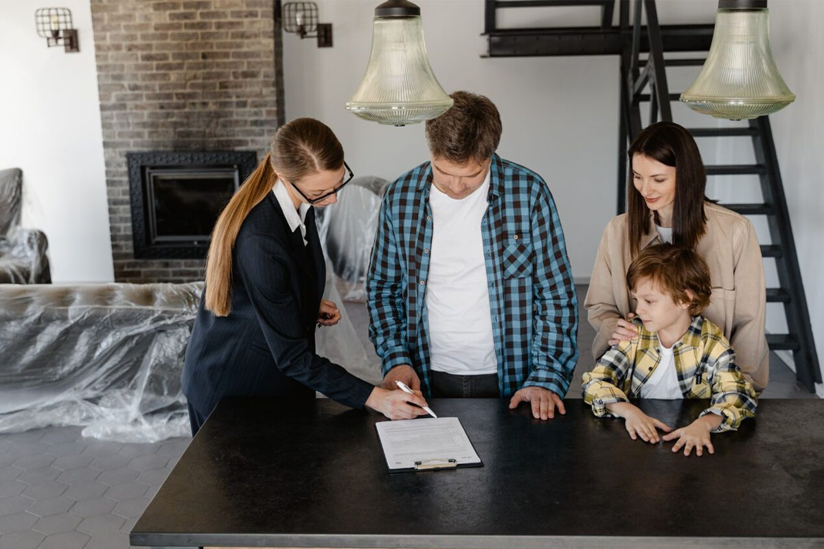 Conveyancing Process in the UK — Step-by-Step Guide, Timeline & Costs - Step Legal Solicitors